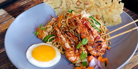 Theatrical cuisine, international fare | Backstage Food Theatre Menu